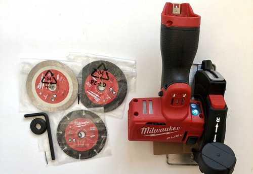 Отрезная машинка Milwaukee M12 Fuel 2522 (fcot)