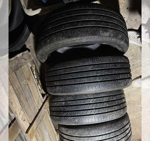 Bridgestone Turanza T005A 215/45 R18