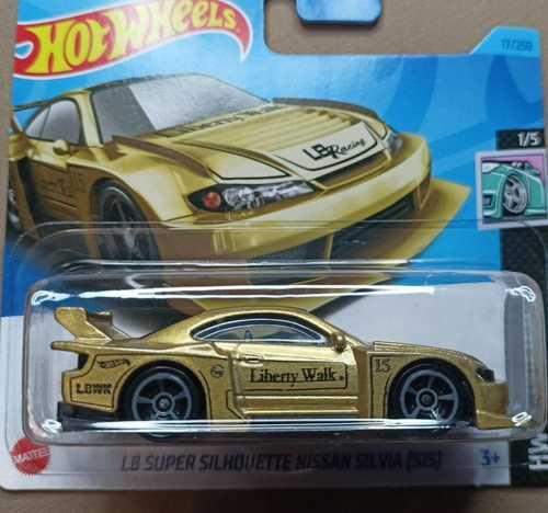 Hot Wheels LB super silhouette nissan silvia s15