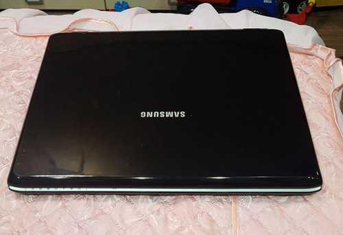 Ноутбук 15.4" Samsung NP-R509H, 250 ГБ, Pentium T3400, RAM 3 ГБ, GeForce 9200M GS 0.025 ГБ