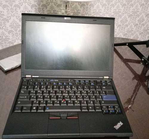 Lenovo thinkpad x220 - i5 2537m 8/128