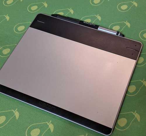 Графический планшет Wacom Intuos CTH-480