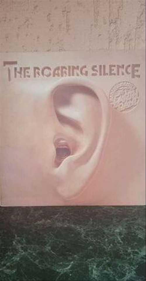 LP Manfred Mann's Earth."The Roaring Silence"