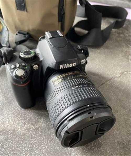 Зеркальный фотоаппарат Nikon D60 KIT