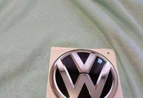 Эмблема крышки багажника VW