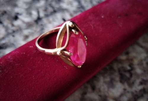Золотое кольцо с рубином СССР