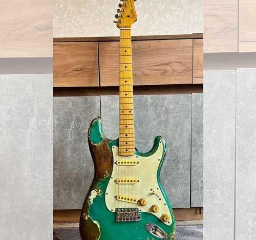 Электрогитара Fender stratocaster мастеровой