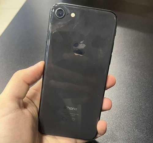 iPhone SE, 128 ГБ