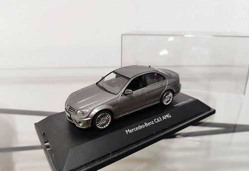 1/43 Mercedes-Benz C63 AMG W204 Schuco