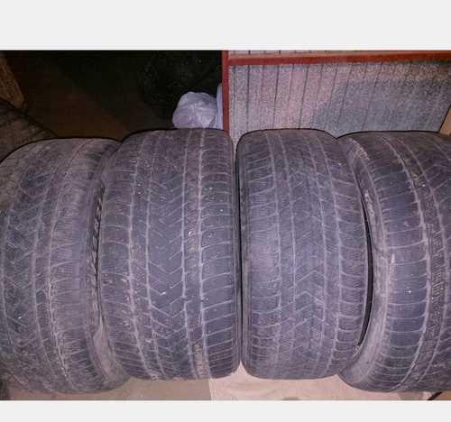 Pirelli Scorpion Winter 275/45 R21 и 315/40 R21 111V