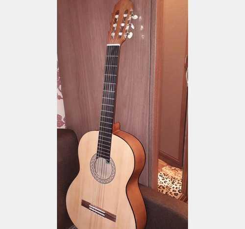Классическая гитара Ямаха С40М