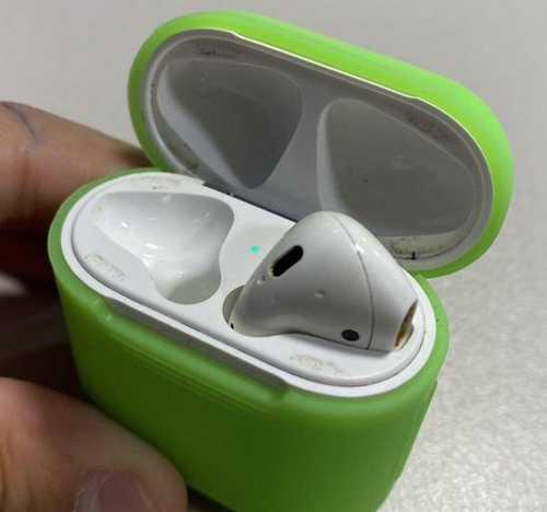 Наушники apple airpods 2, кейс + правый наушник