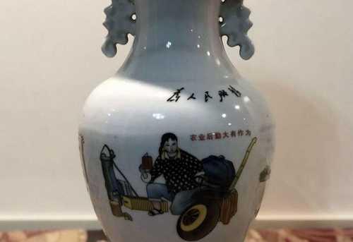Антикварная ваза, Китай. Фарфор, роспись