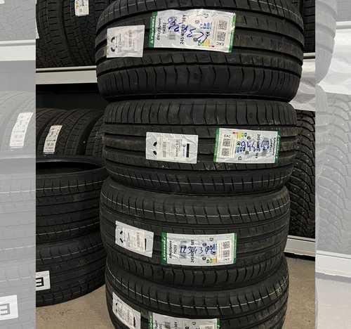 Triangle EffeXSport TH202 245/40 R19 и 275/35 R19