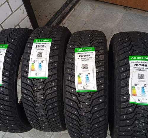 Goodride Zuper Snow Z-507 215/60 R17 96T