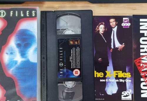 THE X files File 3: Abduction (VHS) 1996