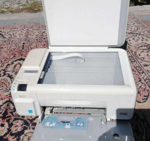 Продам мфу HP C 4483