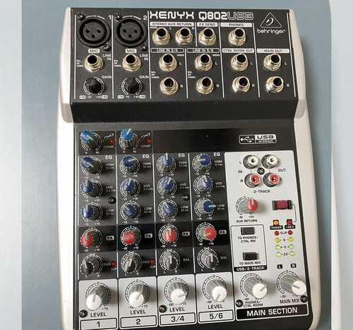 Микшерный пульт behringer xenyx q802usb