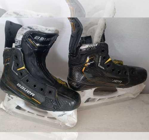 Хоккейные коньки Bauer М5 PRO