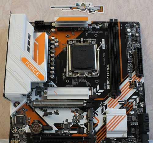 Gigabyte B850M force