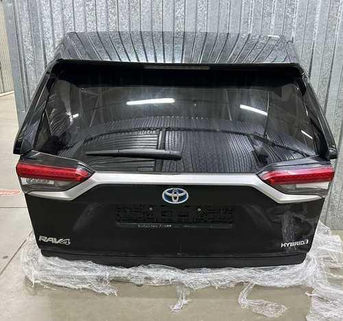 Крышка багажника Toyota Rav 4 2018-2024