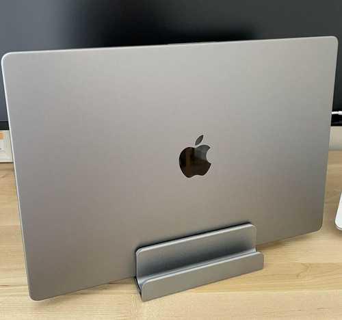 Macbook pro 16 m1 16gb 512gb