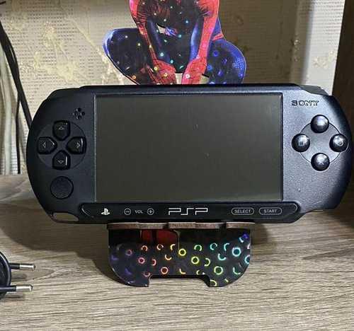 Sony PSP e 1008 прошитая 16 гб