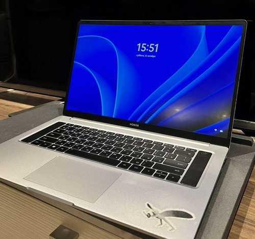 Ноутбук Honor Magicbook 16, 16 гб озу, 512 гб SSD