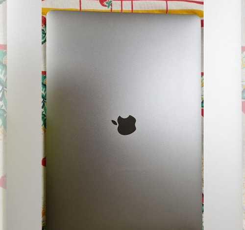 Macbook PRO 16 2019 i7 16gb 512gb