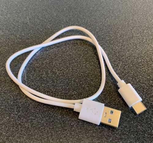 Кабель USB-A / USB-C (50 см)