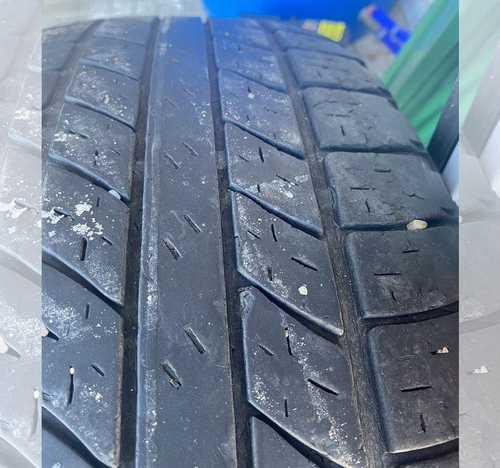 Goodyear Wrangler HP 235/65 R17 104V