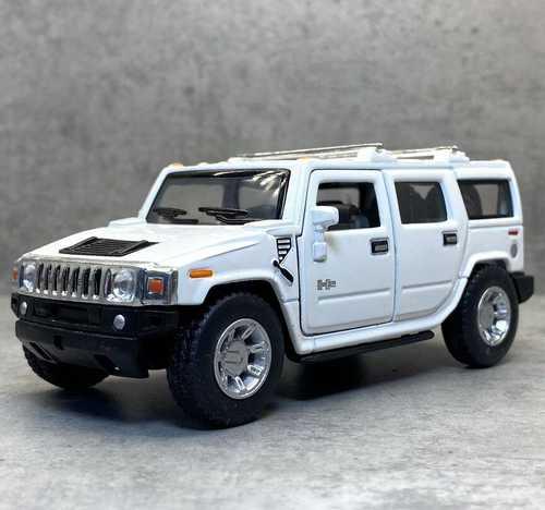 Коллекционная модель Hummer H2 1:36 Welly