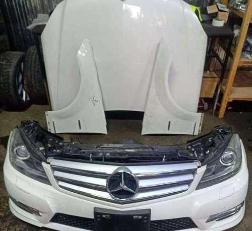 Ноускат передняя часть морда Mercedes-Benz W204