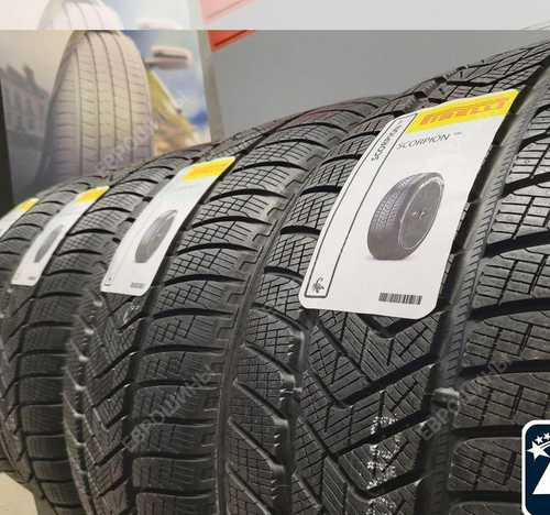 Pirelli Scorpion Winter 295/35 R21 107V