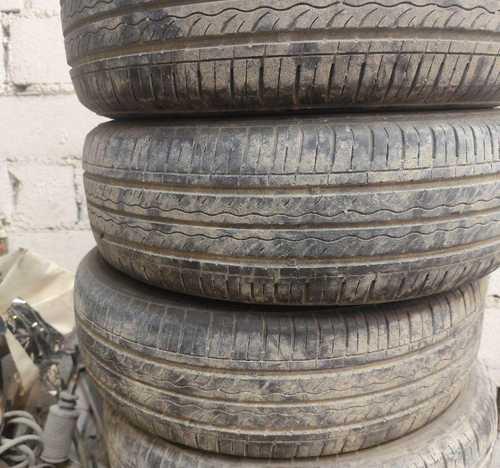 Kumho Solus KH17 185/65 R15