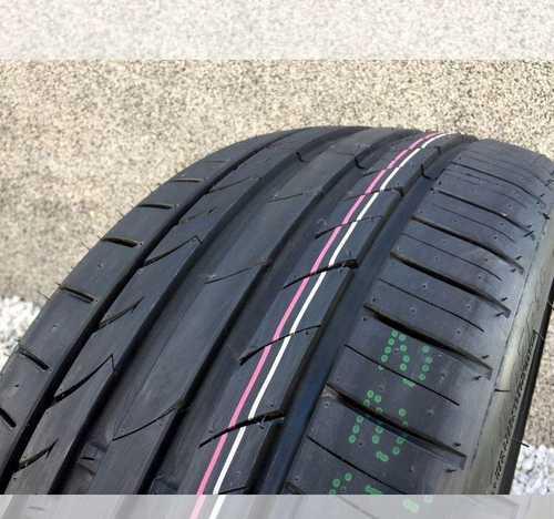 Tracmax X-Privilo TX3 255/50 R19