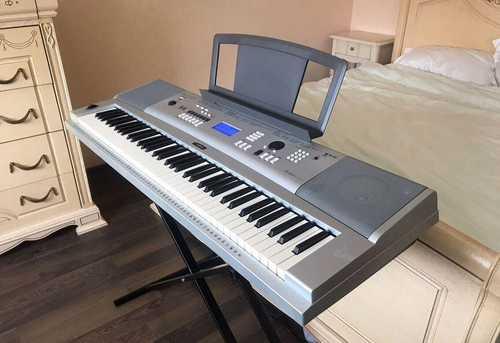 Цифровое пианино Yamaha DGX-230