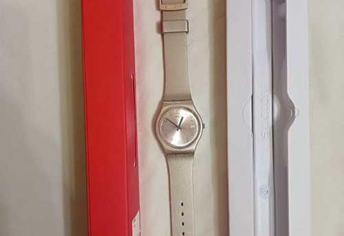 Часы swatch женские новые