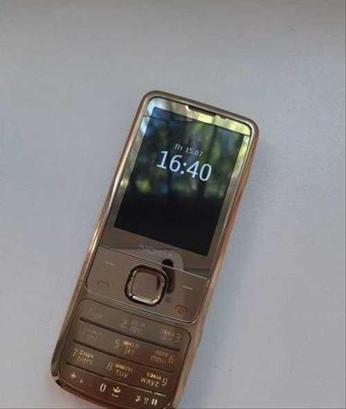 Nokia 6700 classic gold