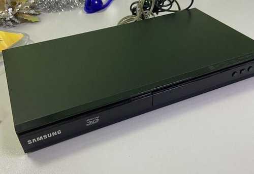 3-D Bly-ray плеер Samsung BD R550