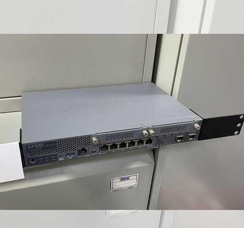 Межсетевой экран Juniper SRX320