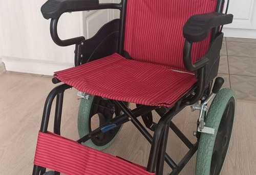 Инвалидное кресло-коляска Titan Deutschland GmbH