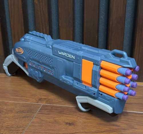 Бластер Nerf Elite 2.0 Warden DB-8