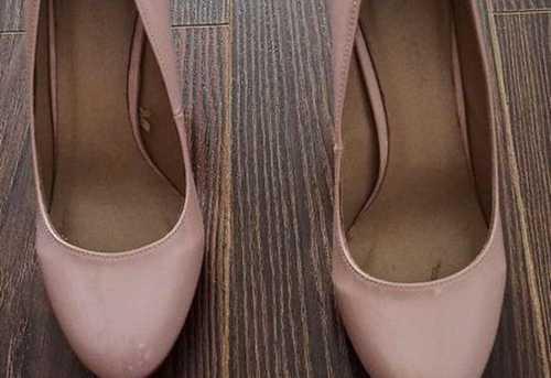 Туфли женские лакированные 35 размер