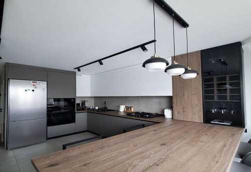 Кухня под потолок