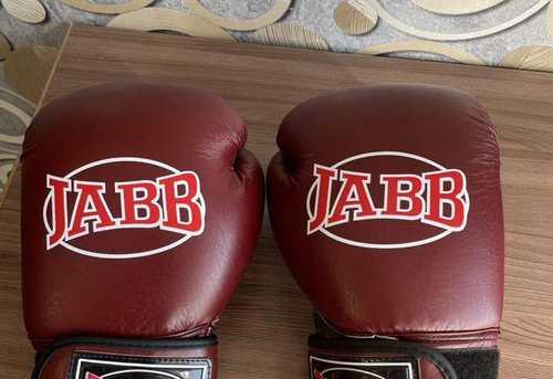 Боксерские перчатки Jabb 10 oz почти новые