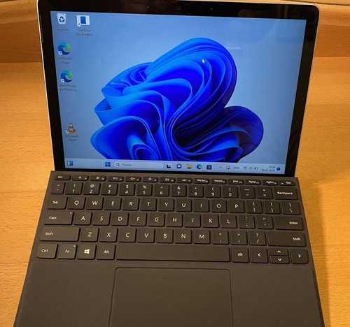 Microsoft Surface Go 3 10.5 Pentium 6500 8Gb 128Gb