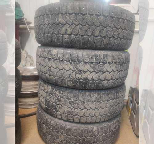 Yokohama Ice Guard F700Z 205/60 R16 92Q