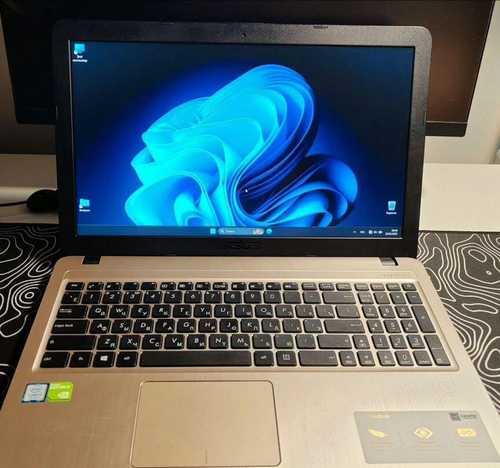 Asus laptop VivoBook 15 X540UBR