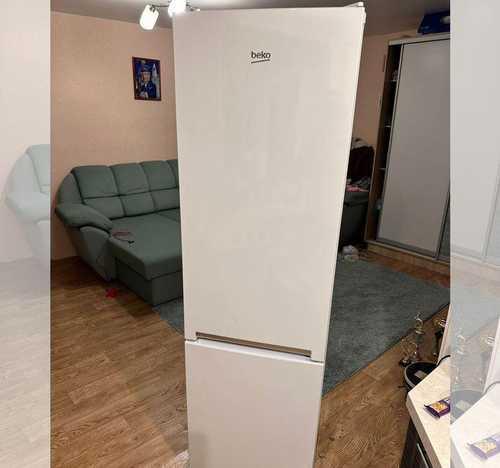 Холодильник Beko Full No Frost 2023г.в